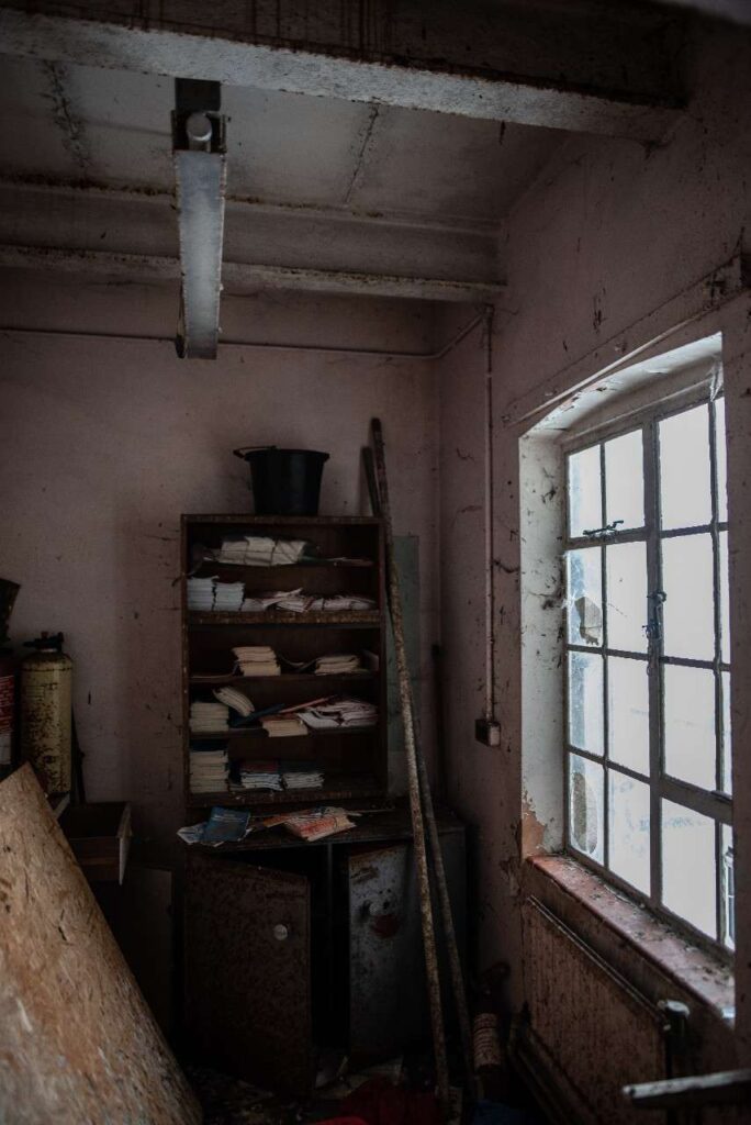 Springfield Hospital, Tooting – Whatevers Left